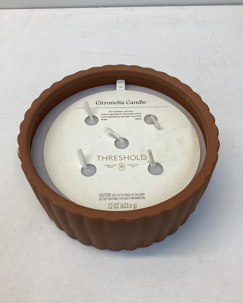 Threshold Citronella Candle, 22oz 5 wicks – Waldyn Liquidators